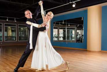 10 Fundamental Ballroom Dance Positions You Need to Know